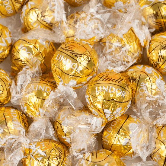 White Chocolate Lindor Truffles by Lindt – Just Candy